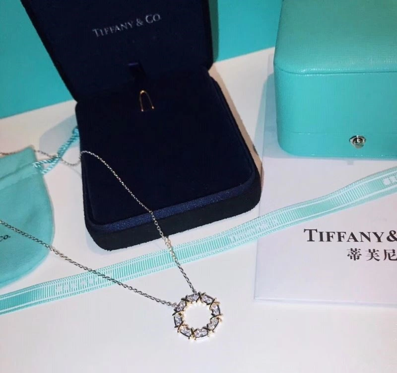 Bargain Tiffany Necklaces