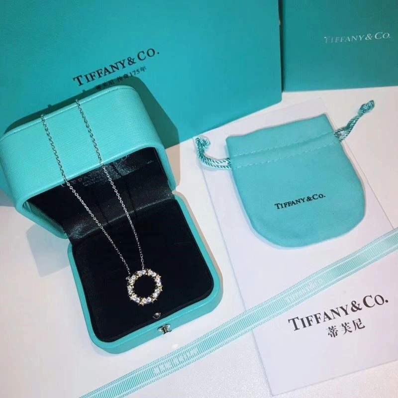 Bargain Tiffany Necklaces