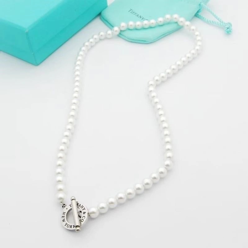 Brand-authenticated Tiffany Necklaces