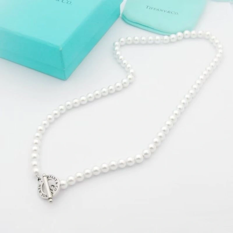 Brand-authenticated Tiffany Necklaces
