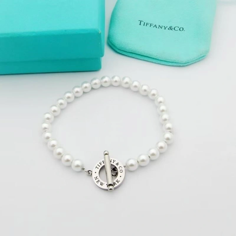 Brand-authenticated Tiffany Necklaces