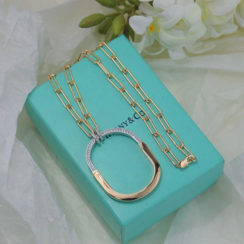 Brand-authenticated Tiffany Necklaces