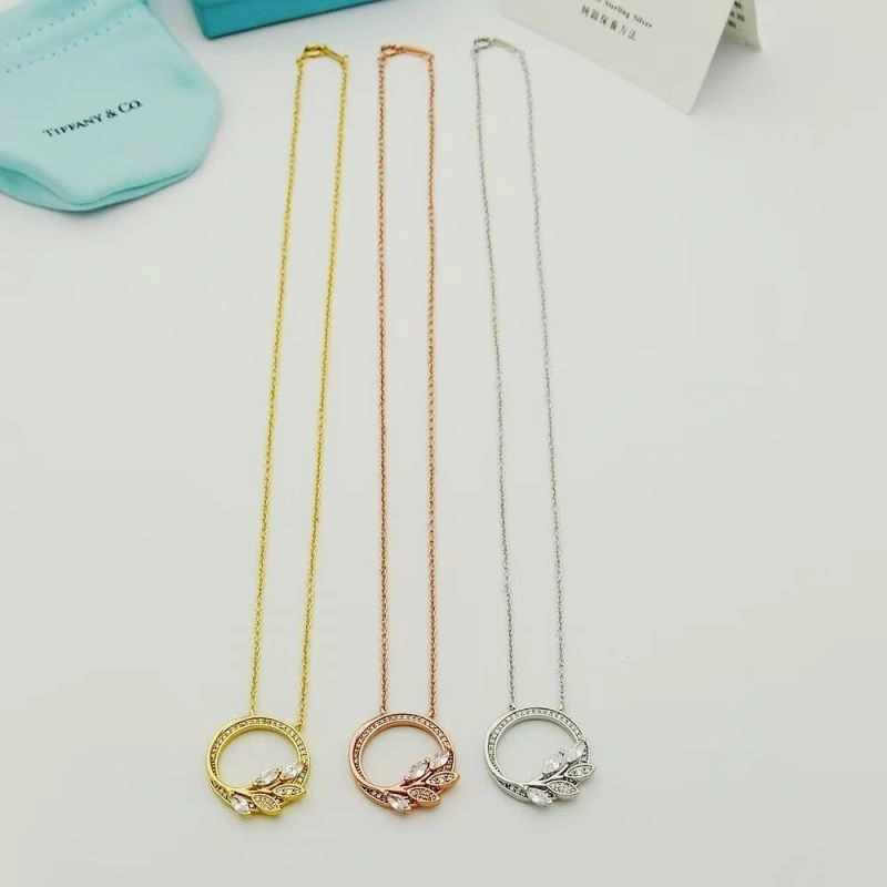 Brand-authenticated Tiffany Necklaces