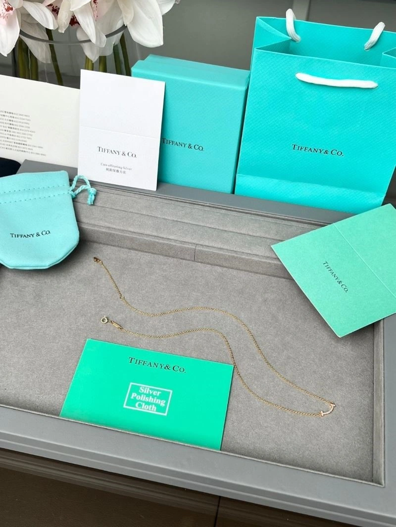 Cut-rate Tiffany Necklaces
