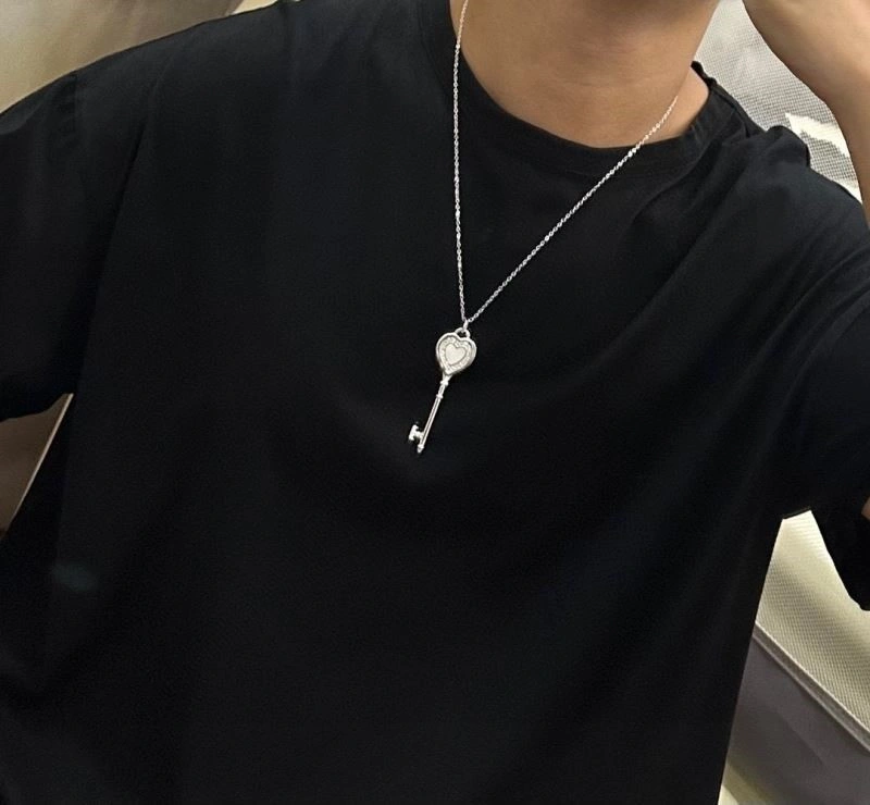 Exact replica Tiffany Necklaces