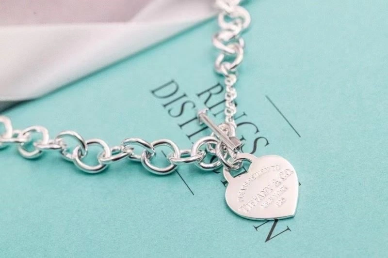 Official Tiffany Necklaces