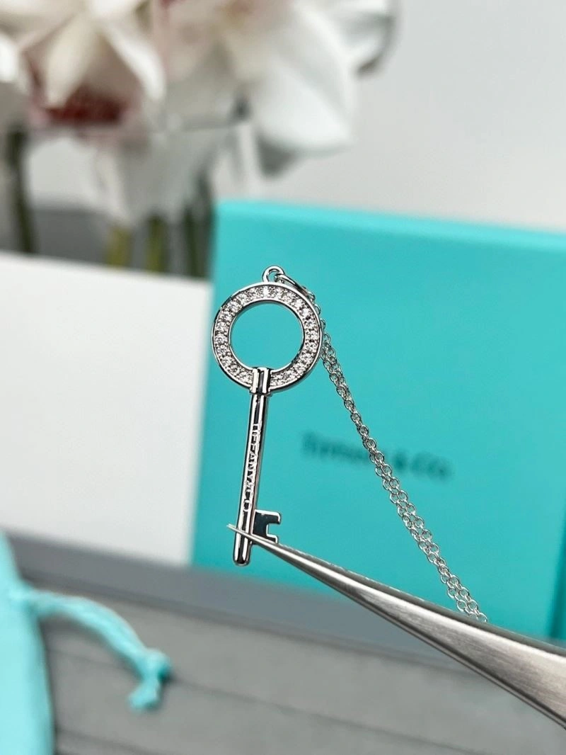 Budget-friendly Tiffany Necklaces
