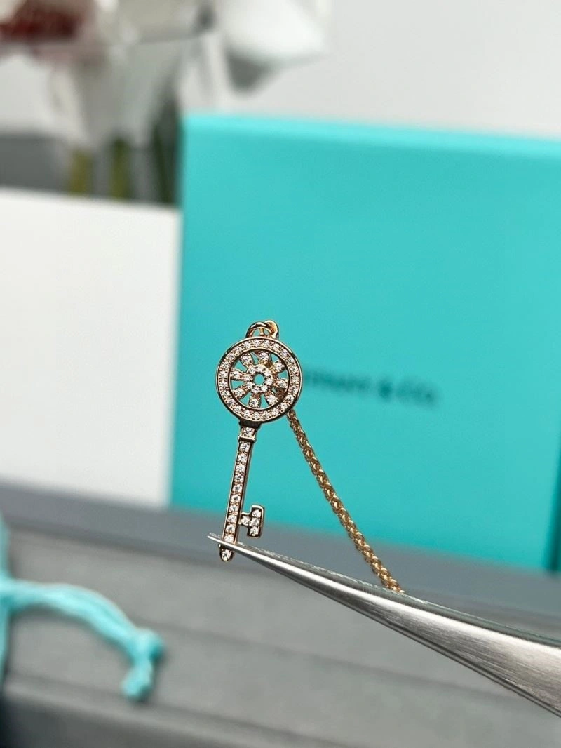 High accuracy Tiffany Necklaces