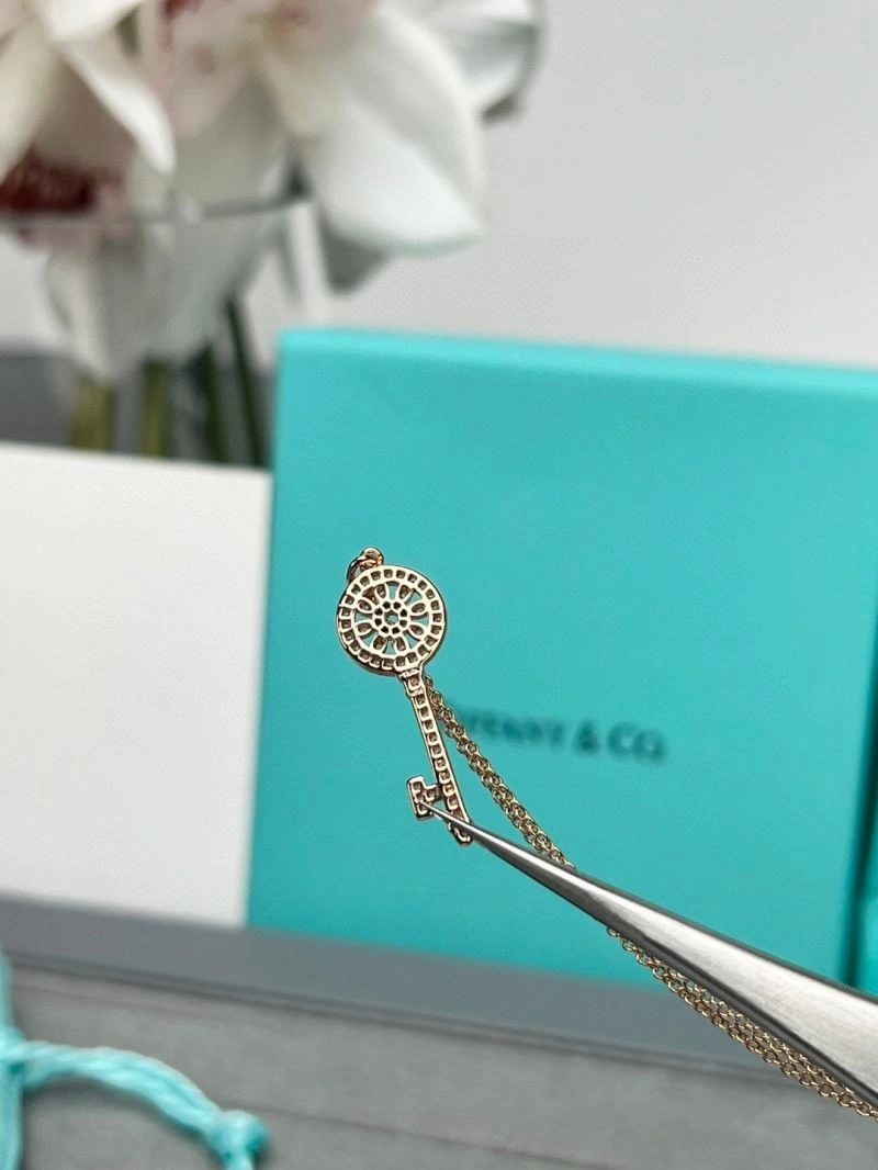 High accuracy Tiffany Necklaces