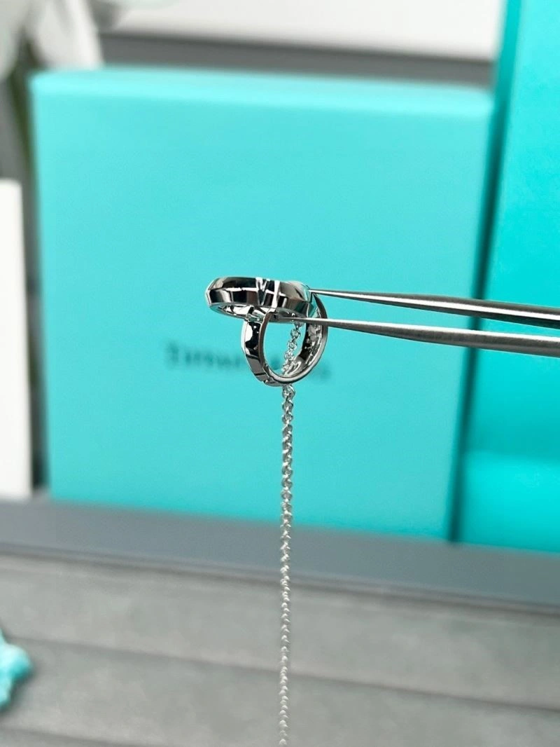 Reasonably priced Tiffany Necklaces