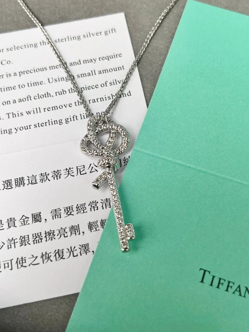 Budget-friendly Tiffany Necklaces