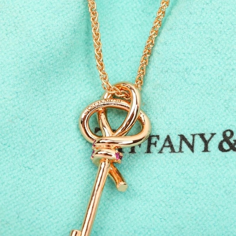 Economical Tiffany Necklaces