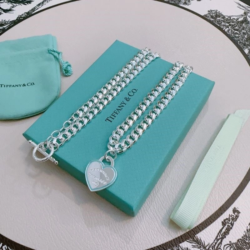 Brand-authenticated Tiffany Necklaces