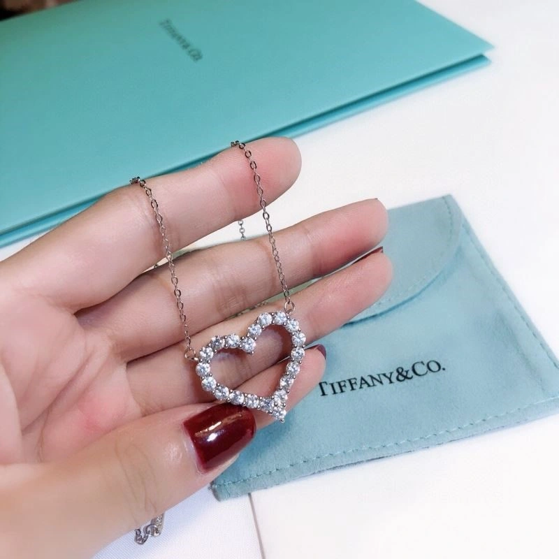 Economical Tiffany Necklaces