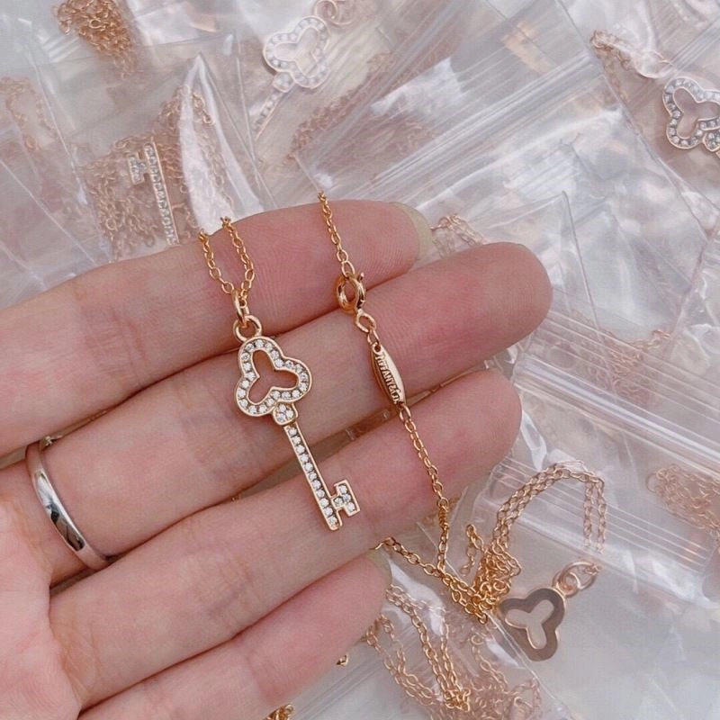 Official Tiffany Necklaces