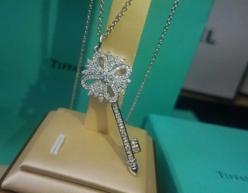 High accuracy Tiffany Necklaces