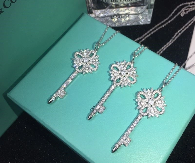 High accuracy Tiffany Necklaces