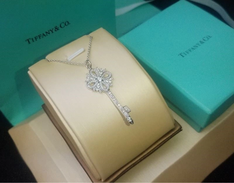 High accuracy Tiffany Necklaces