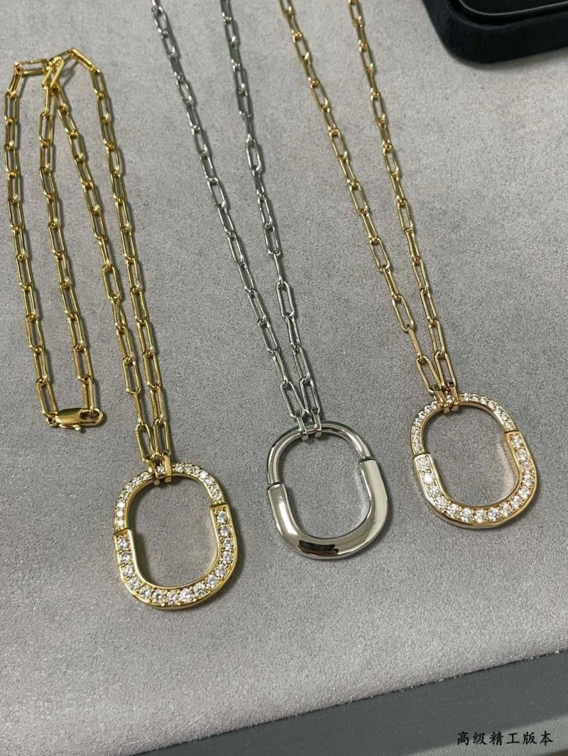 Brand-authenticated Tiffany Necklaces