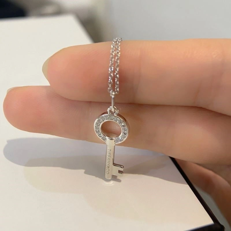 Official Tiffany Necklaces