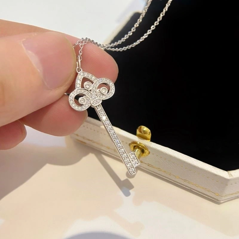 Bargain Tiffany Necklaces