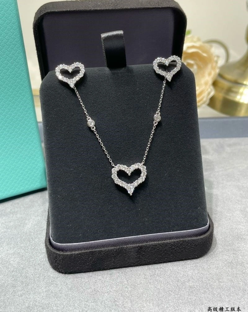 Top match Tiffany Necklaces