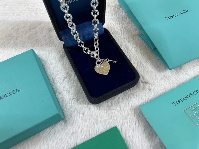 Economical Tiffany Necklaces