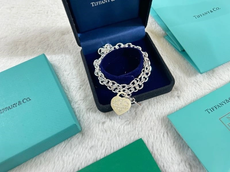 Economical Tiffany Necklaces