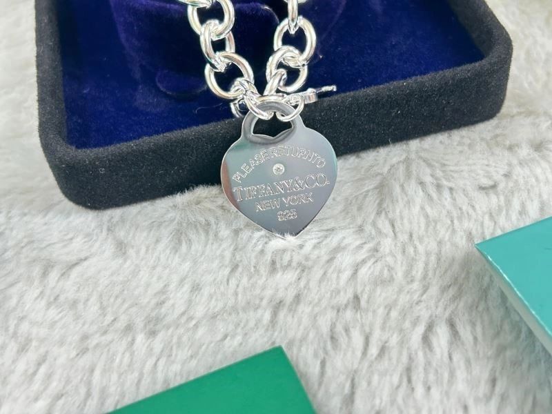 Economical Tiffany Necklaces