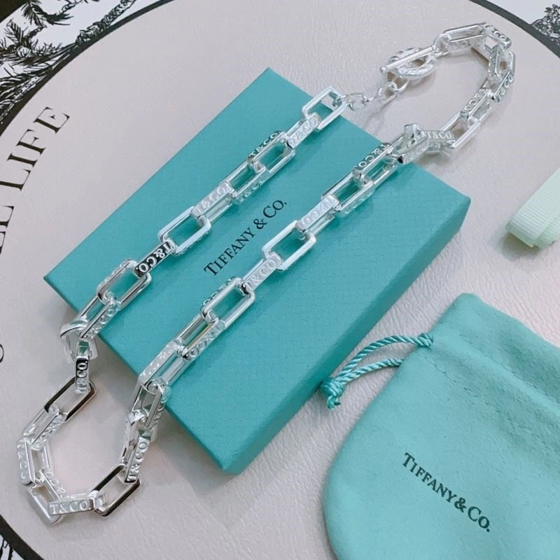 Official Tiffany Necklaces