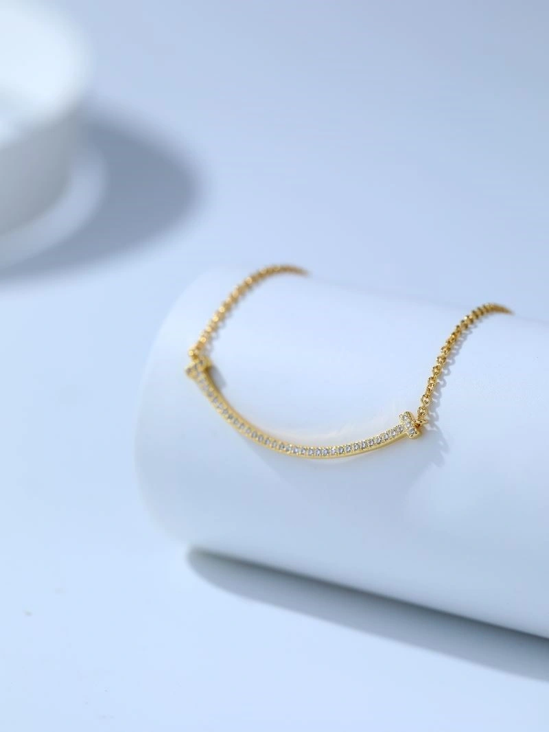 Accurate model Tiffany Necklaces