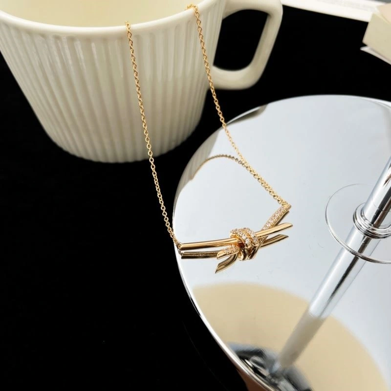Official Tiffany Necklaces