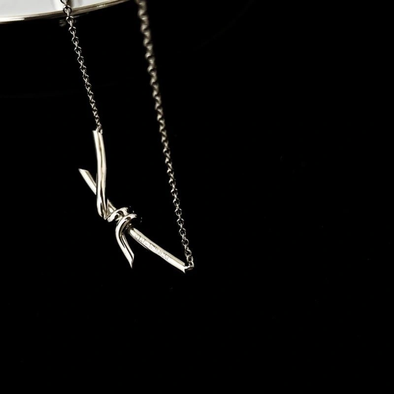 Official Tiffany Necklaces
