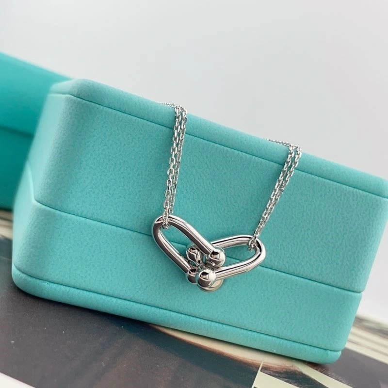 Cut-rate Tiffany Necklaces