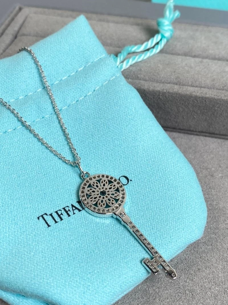 Economical Tiffany Necklaces