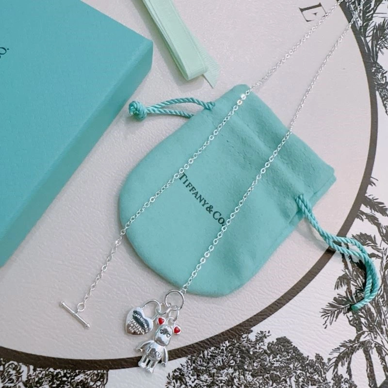 Accurate model Tiffany Necklaces