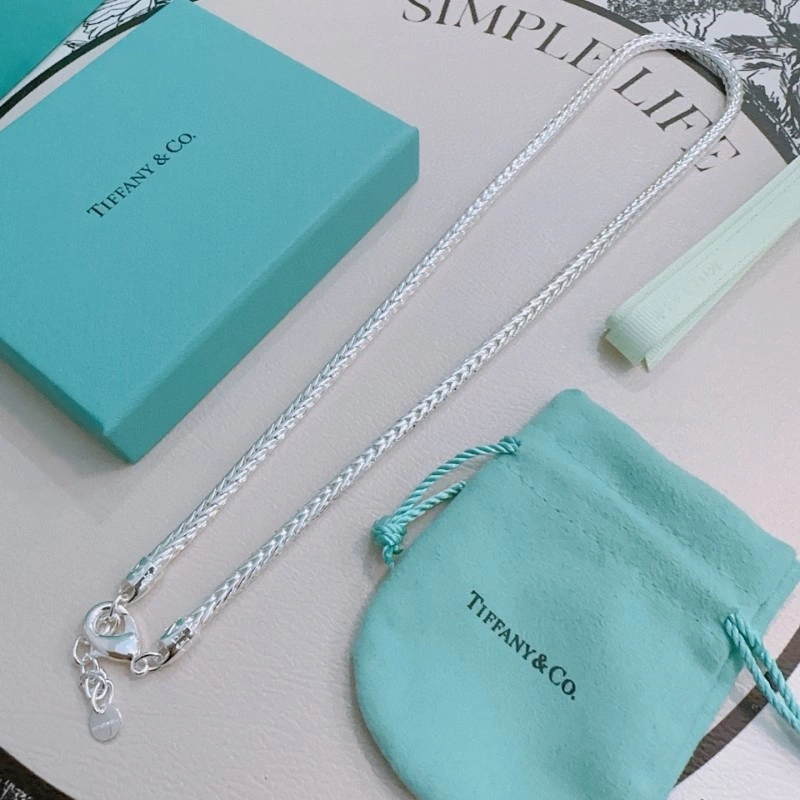 Cut-rate Tiffany Necklaces