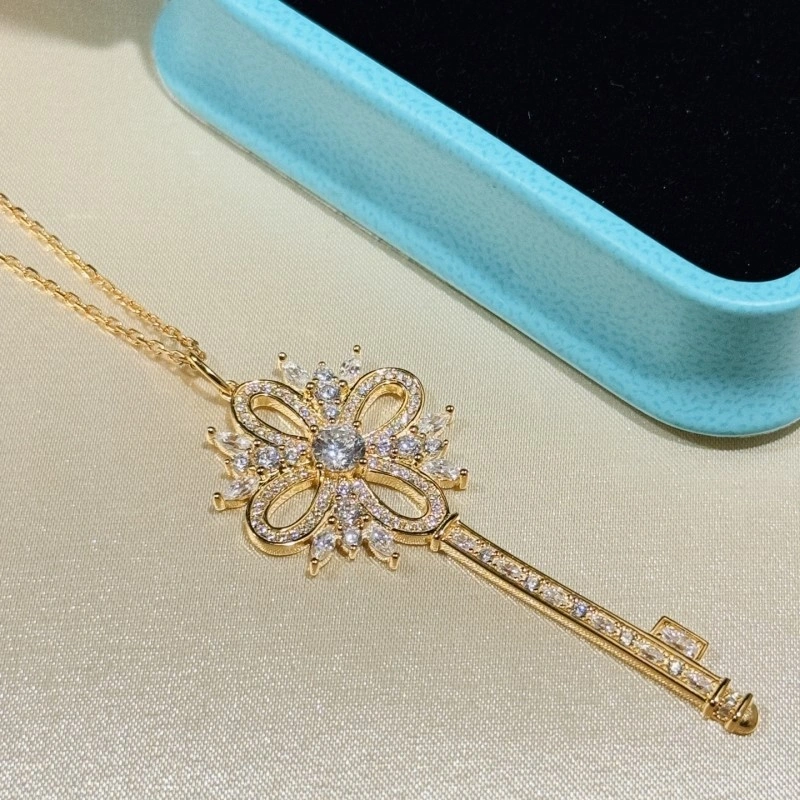 Original Tiffany Necklaces