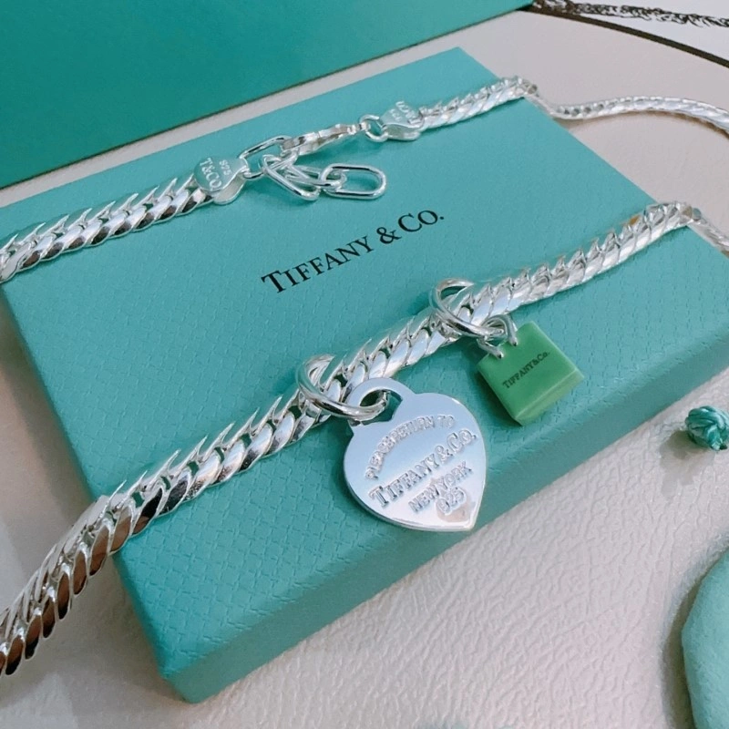 Low-cost Tiffany Necklaces