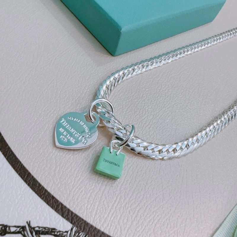 Low-cost Tiffany Necklaces