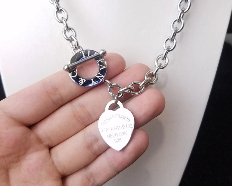 Bargain Tiffany Necklaces