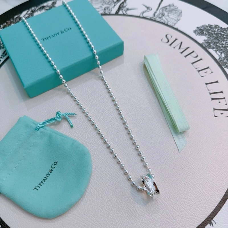Original Tiffany Necklaces