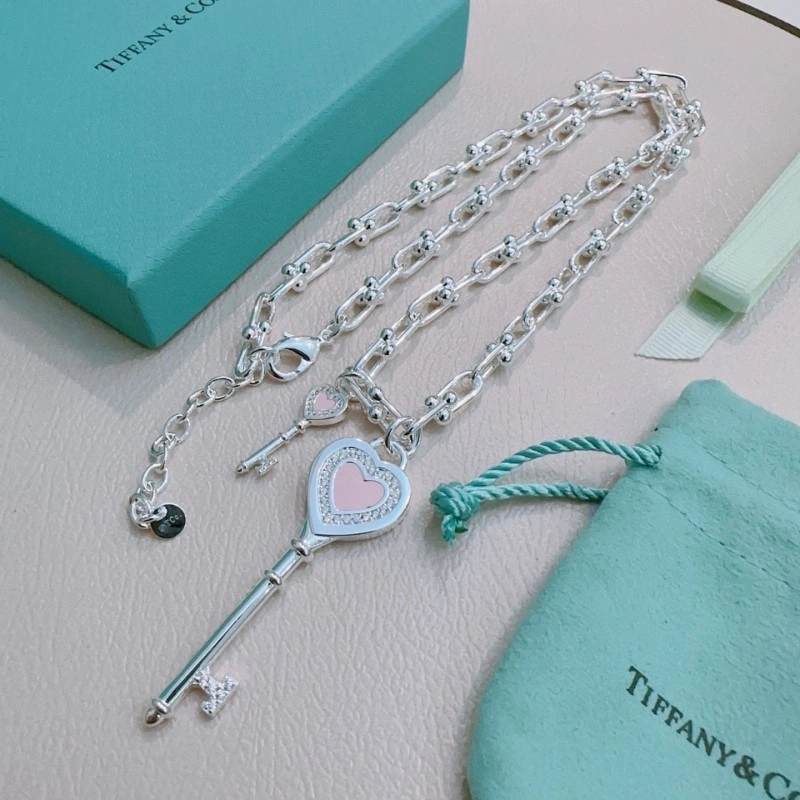 Bargain Tiffany Necklaces