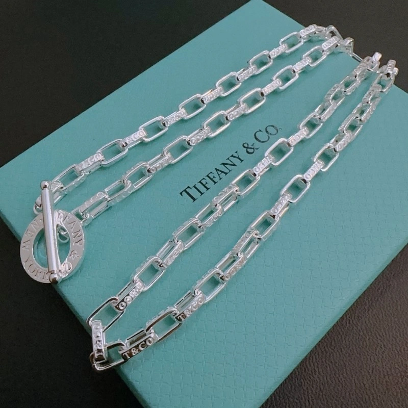 Brand-authenticated Tiffany Necklaces