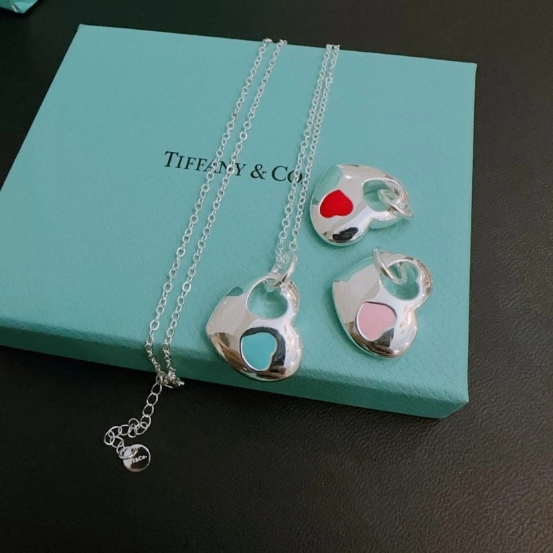 Budget-friendly Tiffany Necklaces