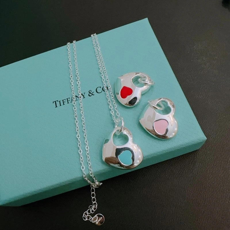 Budget-friendly Tiffany Necklaces