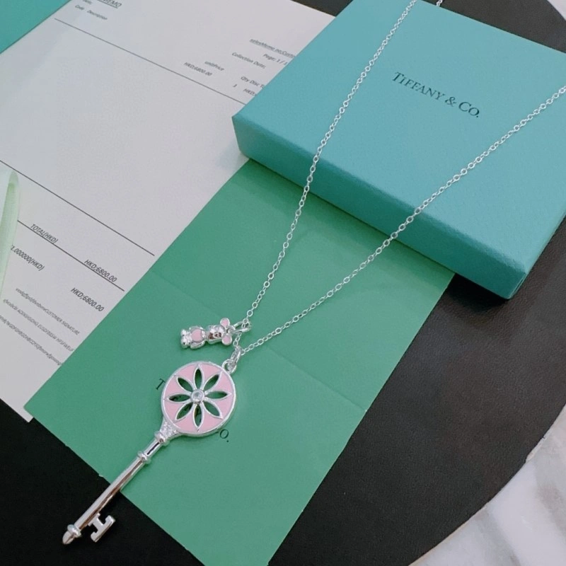 Cut-rate Tiffany Necklaces