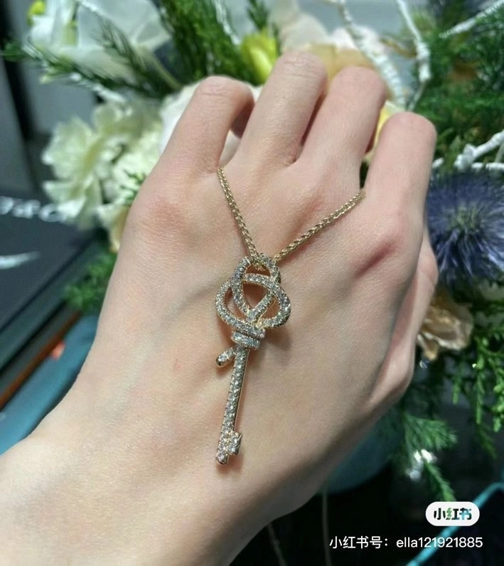 Bargain Tiffany Necklaces