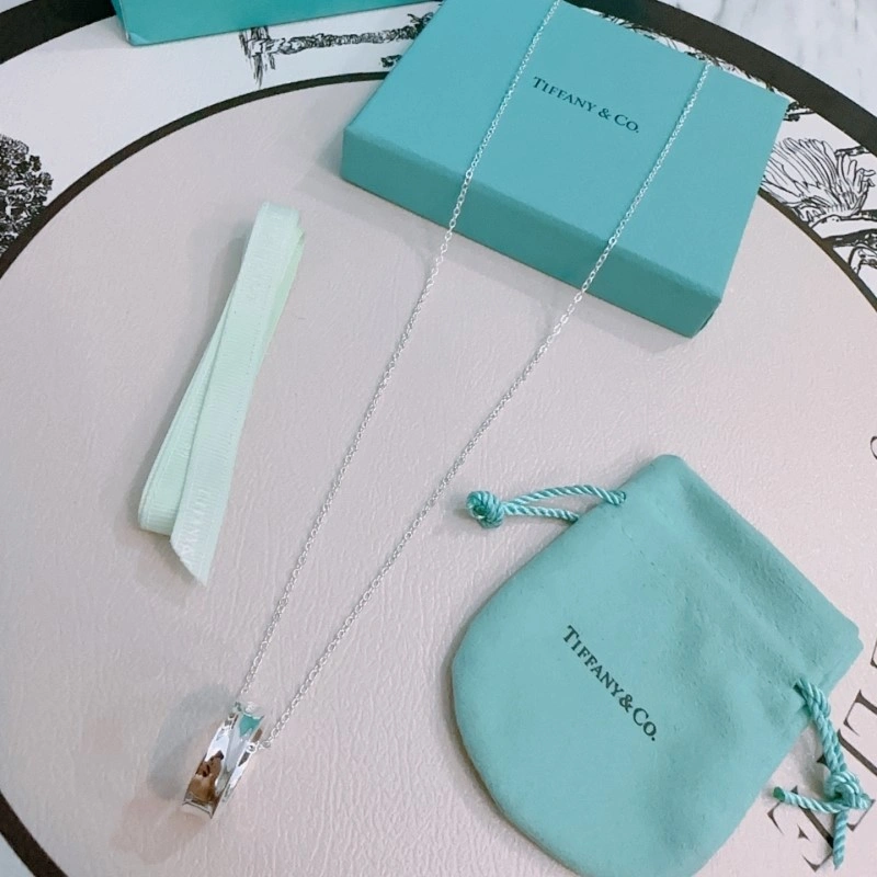 Top match Tiffany Necklaces