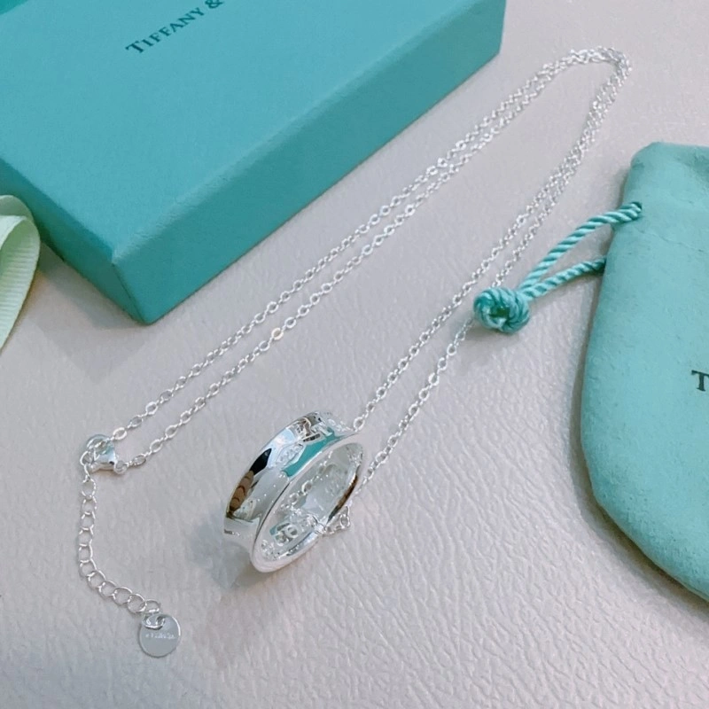 Top match Tiffany Necklaces